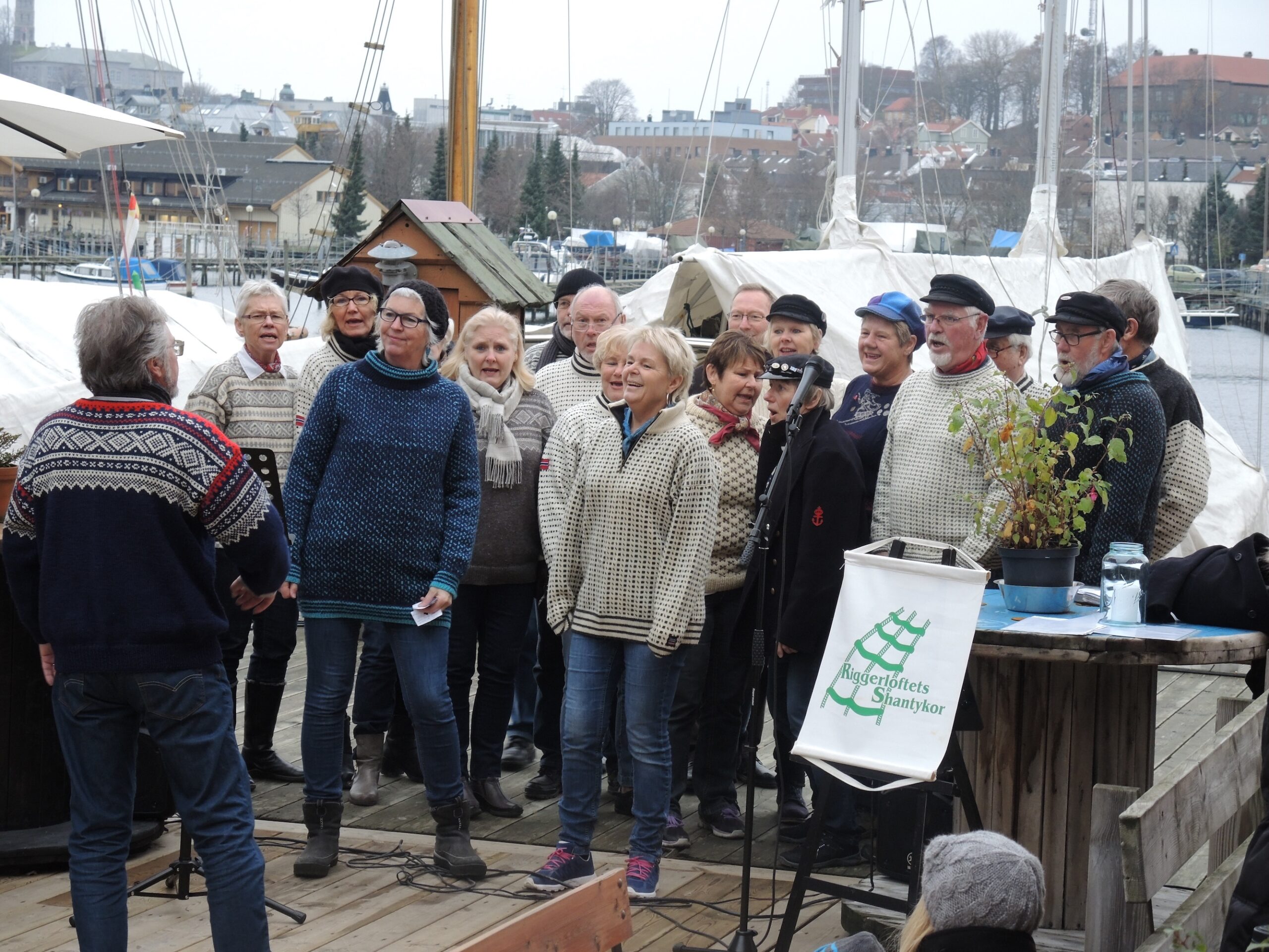 Riggerloftets Shantykor - Maritime Music Directory International